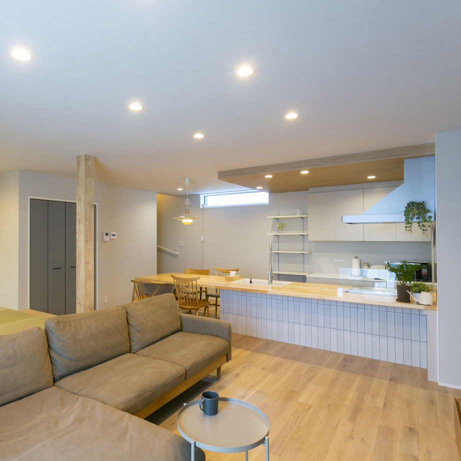 【SUUMO】 【3LDK・間取り図あり】回遊できる動線と収納計画で快適。北欧風のシックな温かみあふれる家 - Lib Work 熊本店の建築実例詳細 | 注文住宅