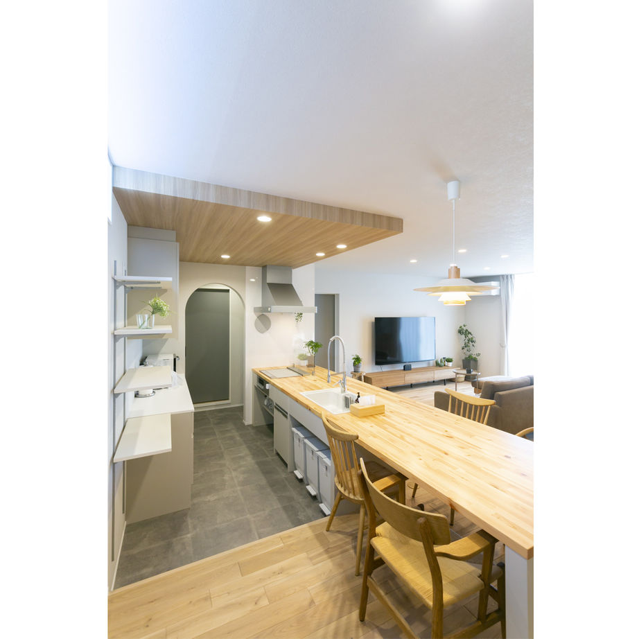 【SUUMO】 【3LDK・間取り図あり】回遊できる動線と収納計画で快適。北欧風のシックな温かみあふれる家 - Lib Work 熊本店の建築実例詳細 | 注文住宅