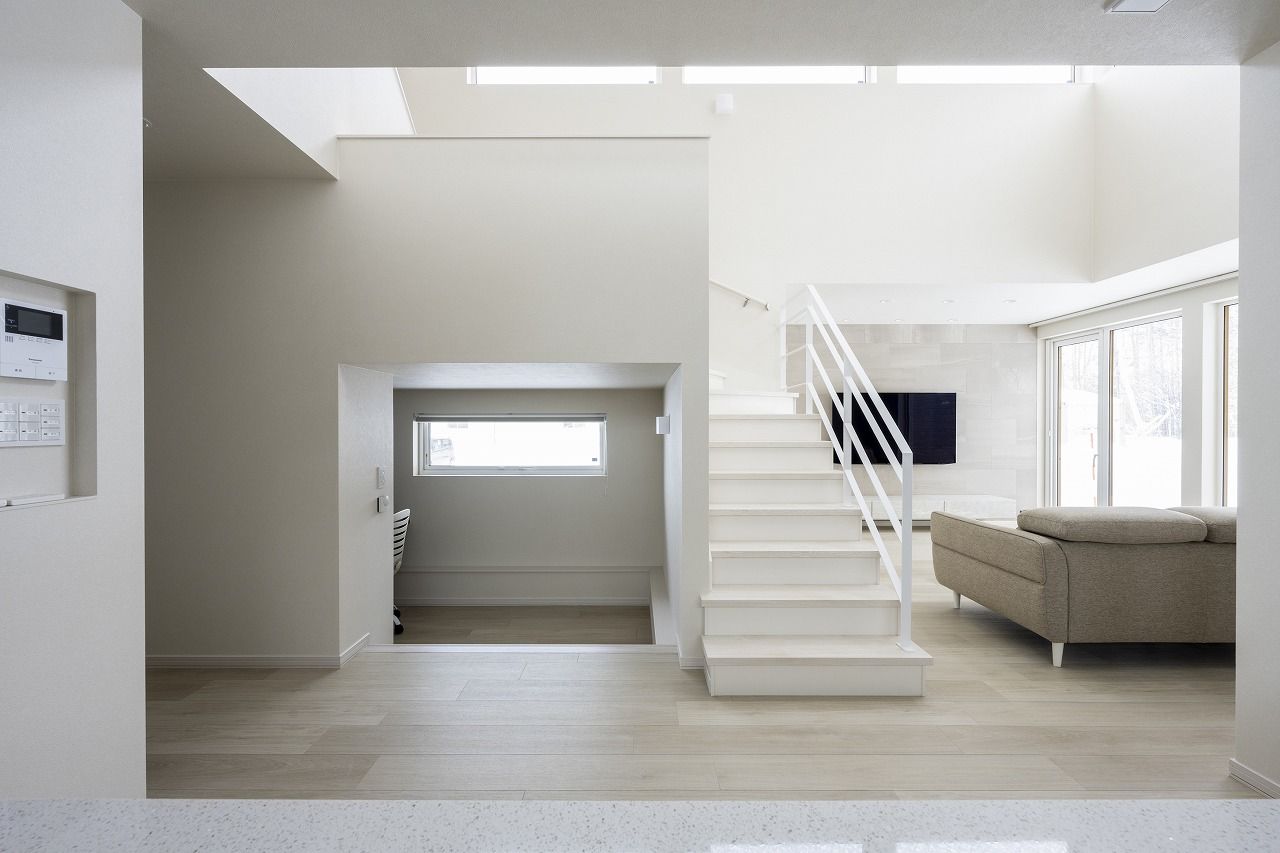 【SUUMO】 【南幌町/5人家族/5LDK間取図あり】ホワイト×グレージュで統一された開放感のある家 - アーキテックプランニング の建築実例詳細 | 注文住宅