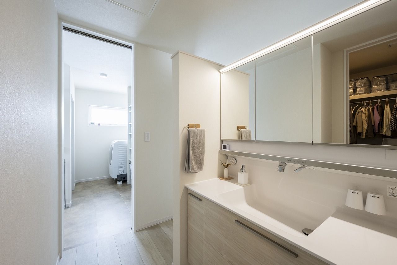 【SUUMO】 【南幌町/5人家族/5LDK間取図あり】ホワイト×グレージュで統一された開放感のある家 - アーキテックプランニング の建築実例詳細 | 注文住宅