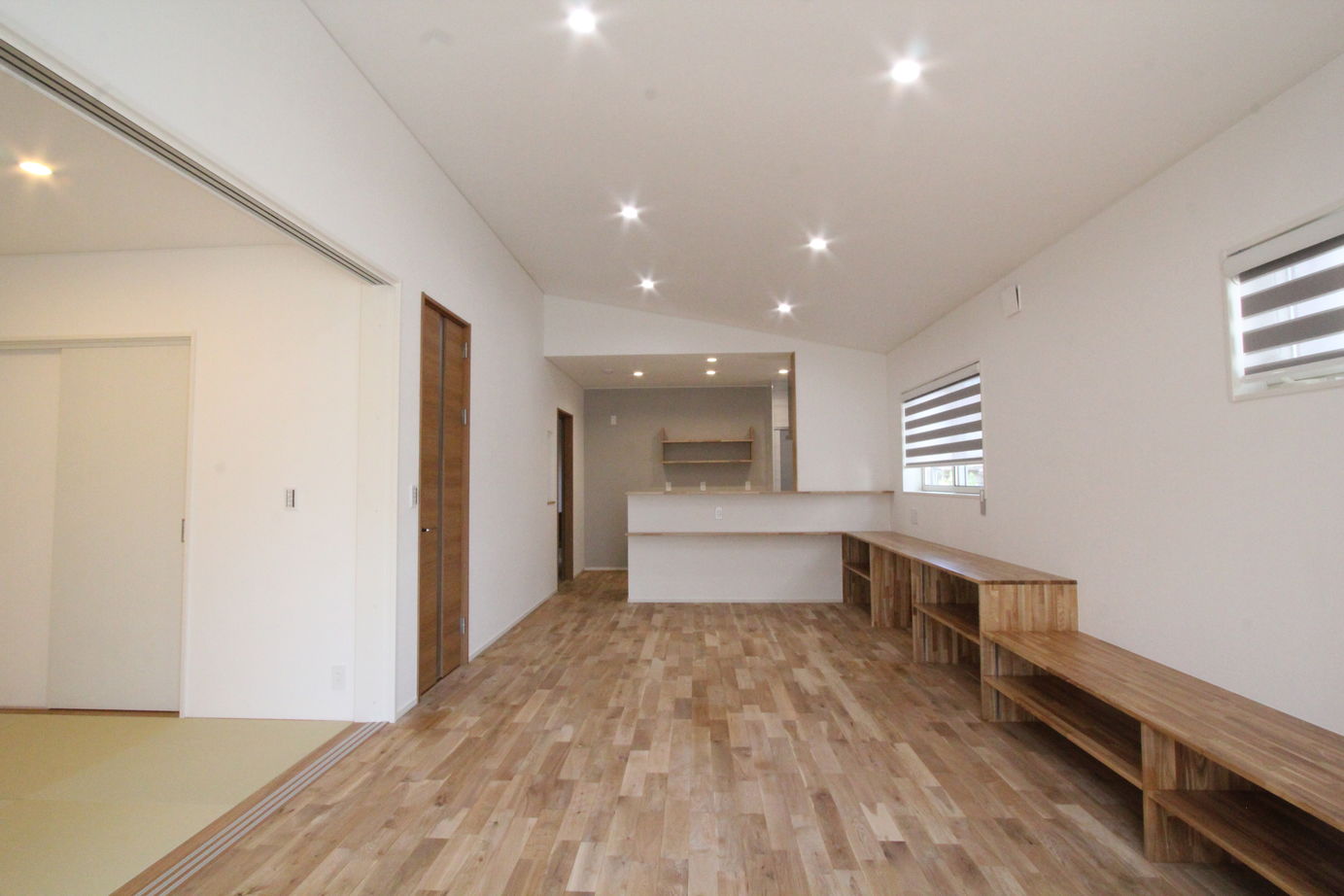 【SUUMO】 【高岡市/5LDK/46.38坪/ナチュラル＆シックな家 - デキノヤホーム の建築実例詳細 | 注文住宅