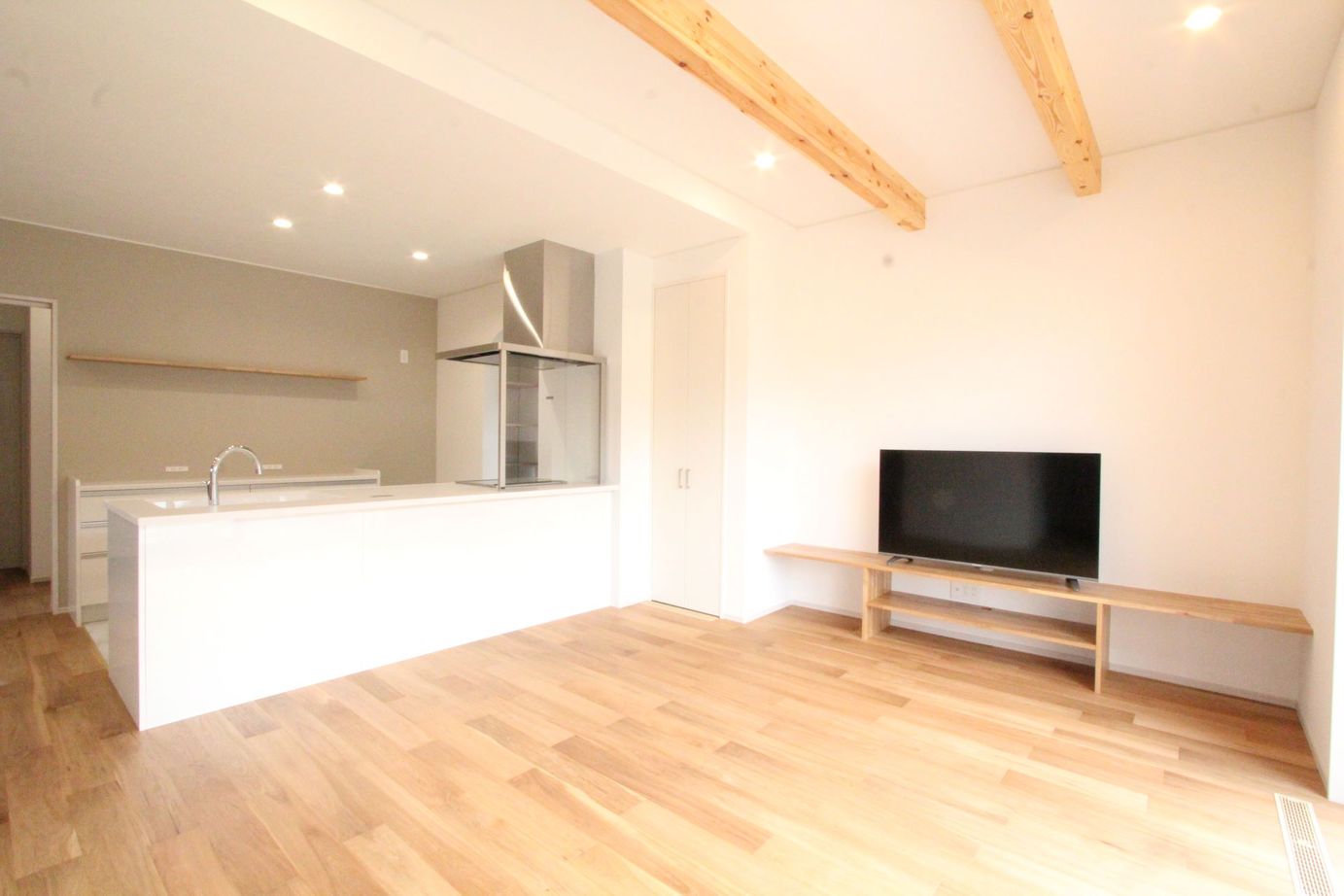 【SUUMO】 【富山市/3LDK/32.9坪/全館空調】 エアコン1台で年中快適に過ごせる家 - デキノヤホーム の建築実例詳細 | 注文住宅