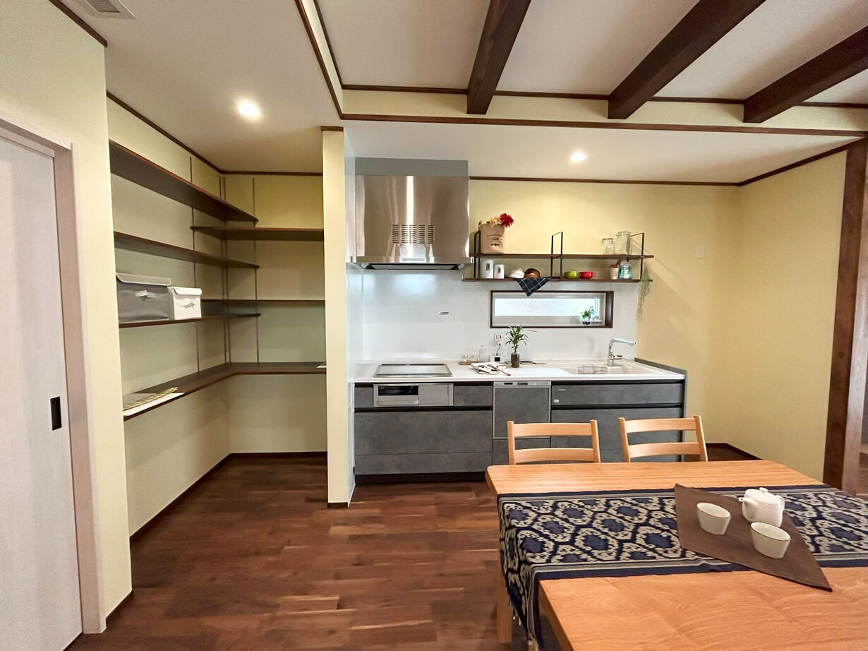 【SUUMO】 【3LDK+インナーガレージ/吹抜け/40.4坪】 木の心地よさを感じる家 - デキノヤホーム の建築実例詳細 | 注文住宅