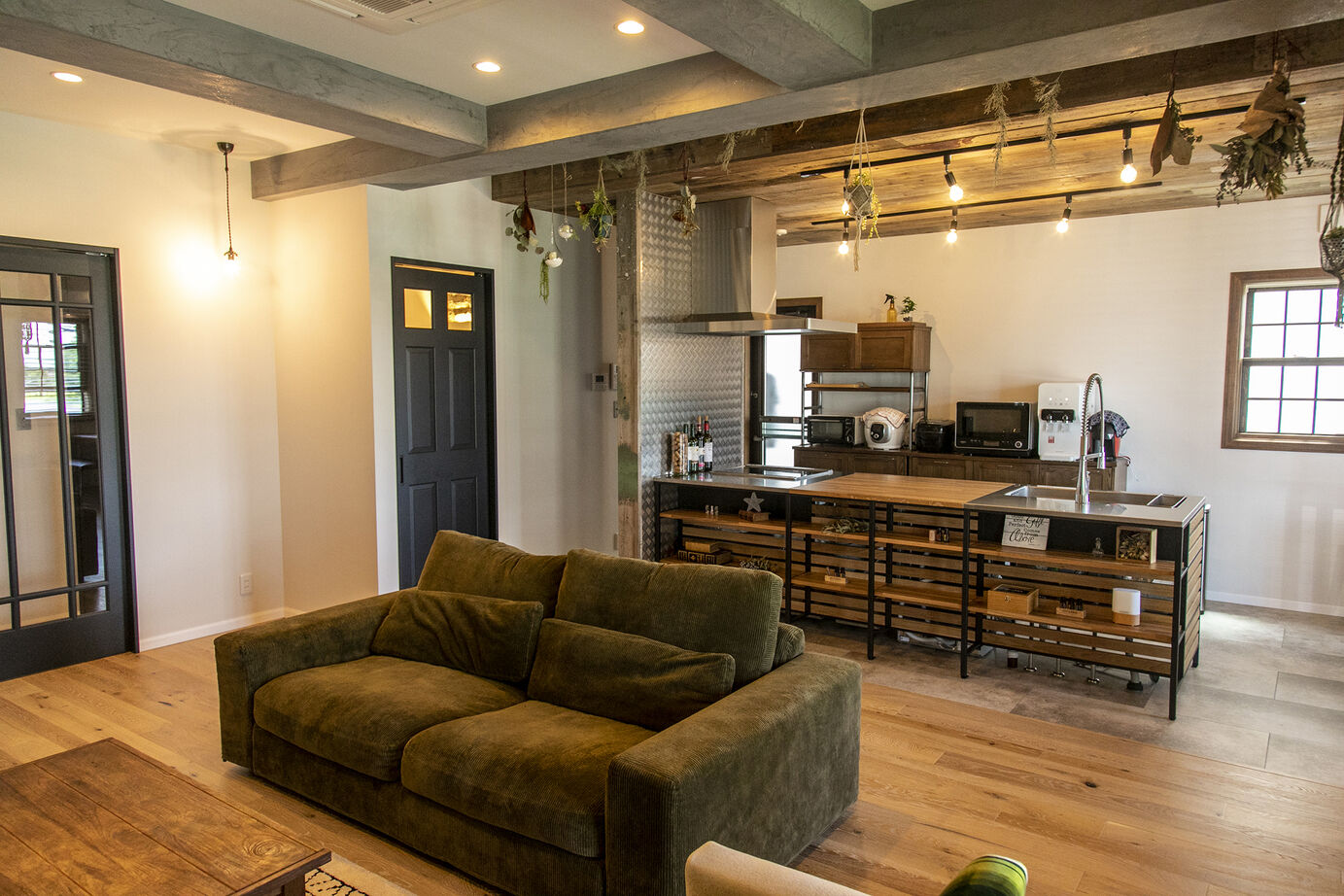 【SUUMO】 【4LDK/42坪/家事ラク動線】ひとつひとつのデザインにこだわったインダストリアルの家 - 雑貨が似合う家ビスコッティハウス の建築実例詳細 | 注文住宅