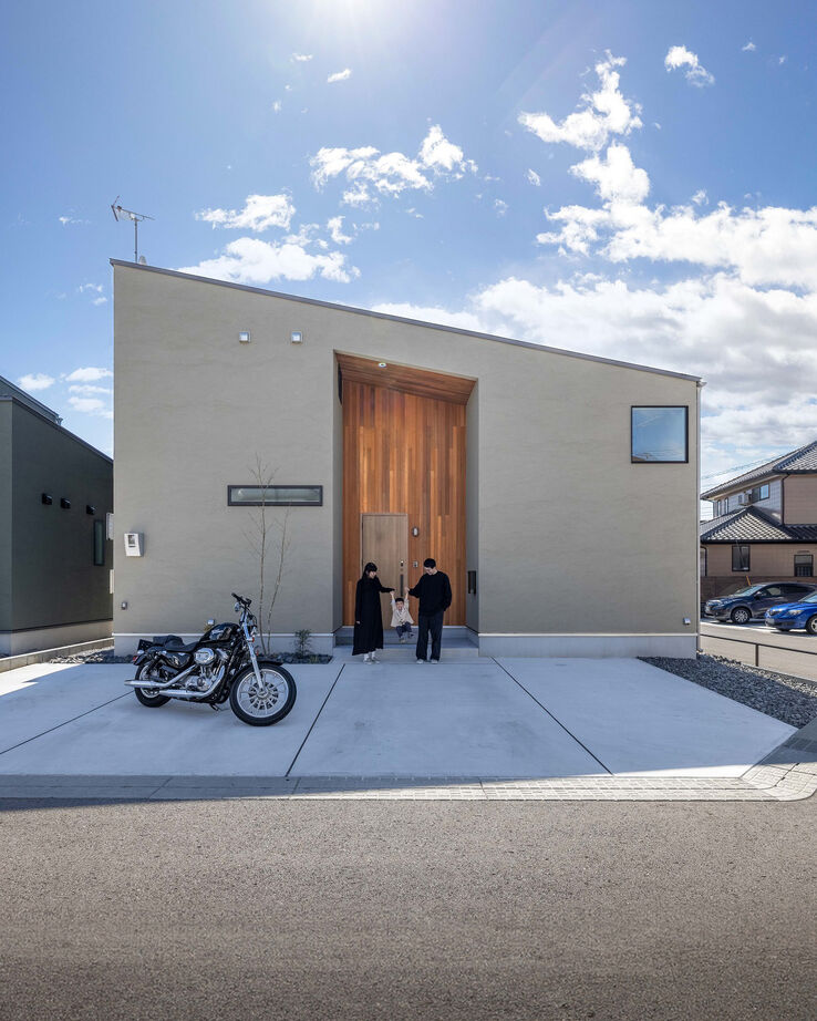 【SUUMO】 【間取り図有】完成された美しさを放つ外観とLDK が吹き抜ける開放的な家 - テクノホーム の建築実例詳細 | 注文住宅