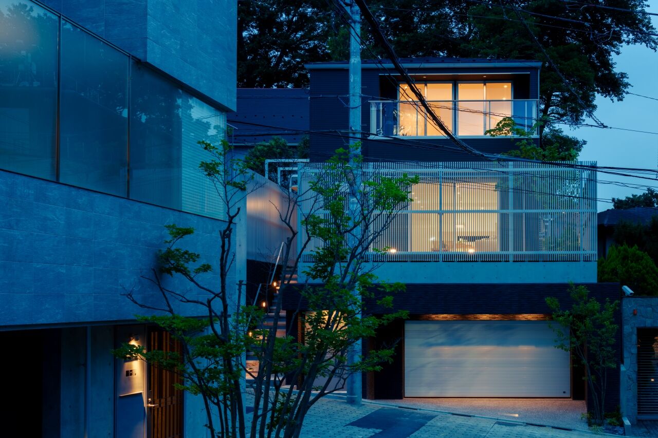 【SUUMO】 【57.8坪/ガレージ/間取り有】道路より高い敷地を有効活用。LDKとテラスがシームレスにつながる上質な家 - ハビの家 の建築実例詳細 | 注文住宅