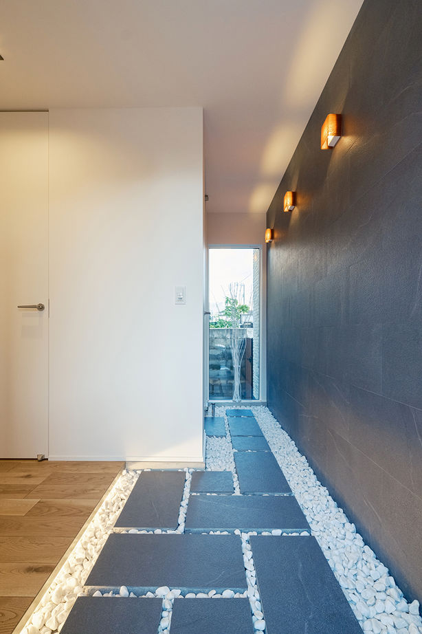 【SUUMO】 【4000万円台/間取図有/ビルトインガレージ】陽光あふれる大空間でも、夏涼しい！断熱性に優れたZEHの家 - ビクトリーホーム の建築実例詳細 | 注文住宅