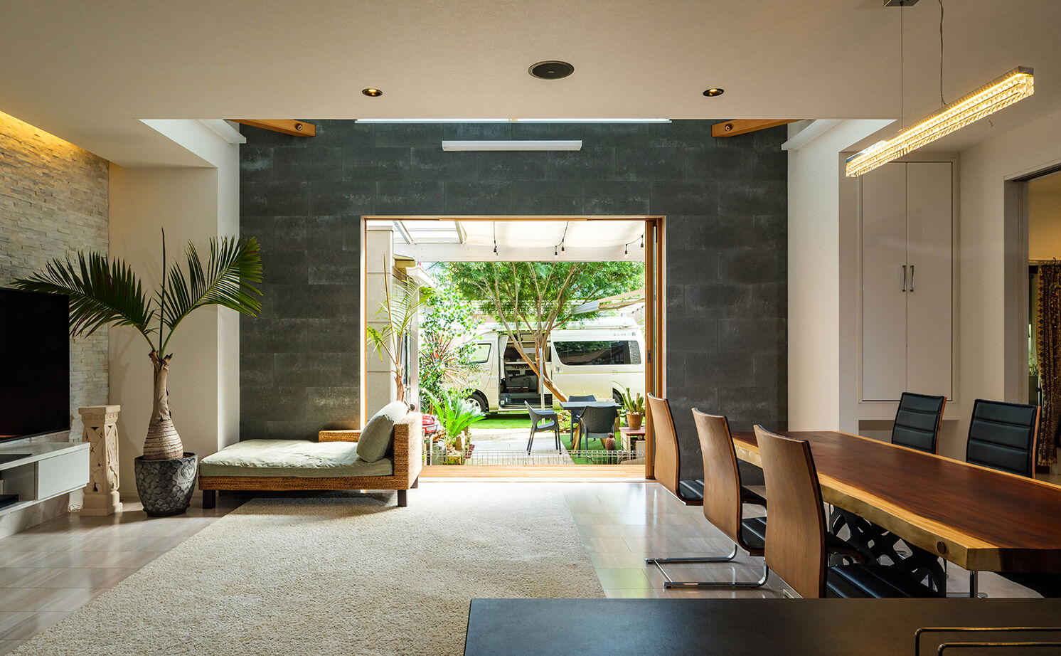 【SUUMO】 【3000万円台/吹抜け/中庭/間取り図有】ライトコートで内と外をつないだ、自然の心地よさあふれる邸宅 - アークホーム 一級建築士事務所 の建築実例詳細 | 注文住宅