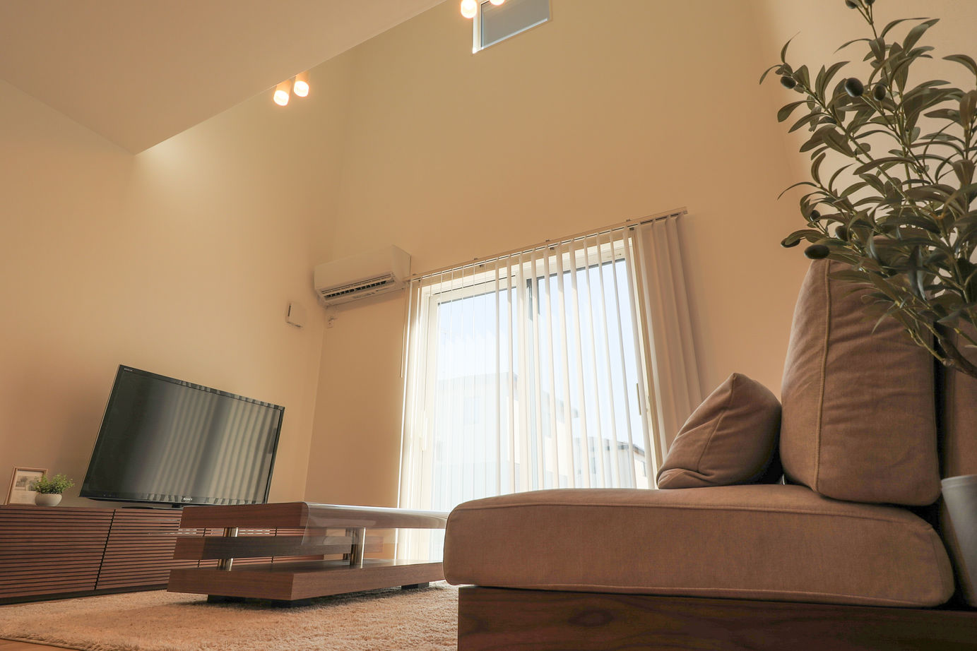 【SUUMO】 【佐野市/3SLDK/30坪/吹抜け】無垢材をふんだんに使った高性能住宅 - コンチネンタルホーム 宇都宮ショールームの建築実例詳細 | 注文住宅