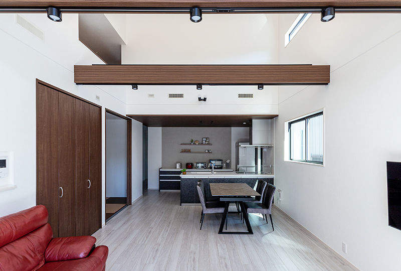 【SUUMO】 高さ7m×2 7 畳の吹抜け大空間を強くて温かい木の家で実現 - トヨタホーム の建築実例詳細 | 注文住宅