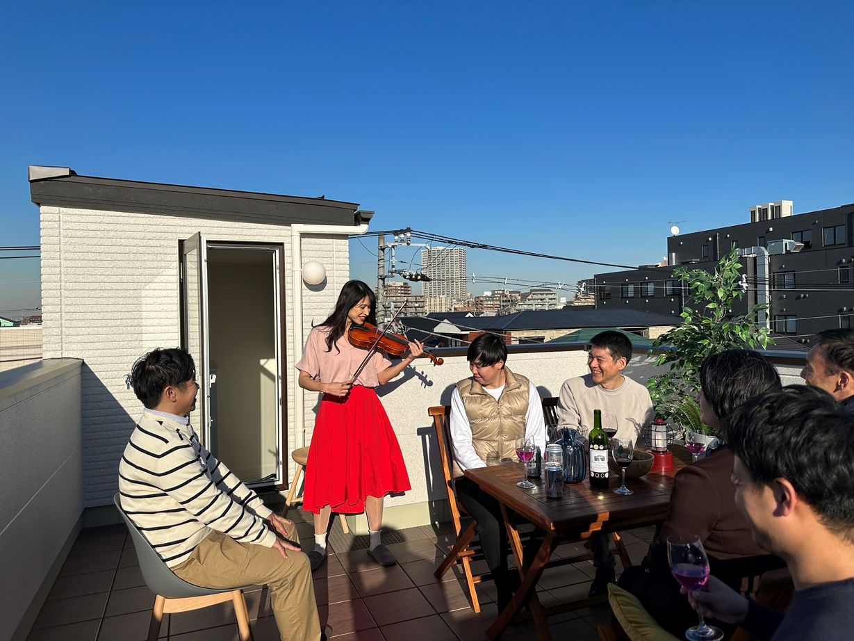 【SUUMO】 【3000万円台／延床36.4坪／収納充実／屋上】子どもと楽しく暮らす。シンプルお洒落なカフェスタイルの家 - エステート白馬 の建築実例詳細 | 注文住宅