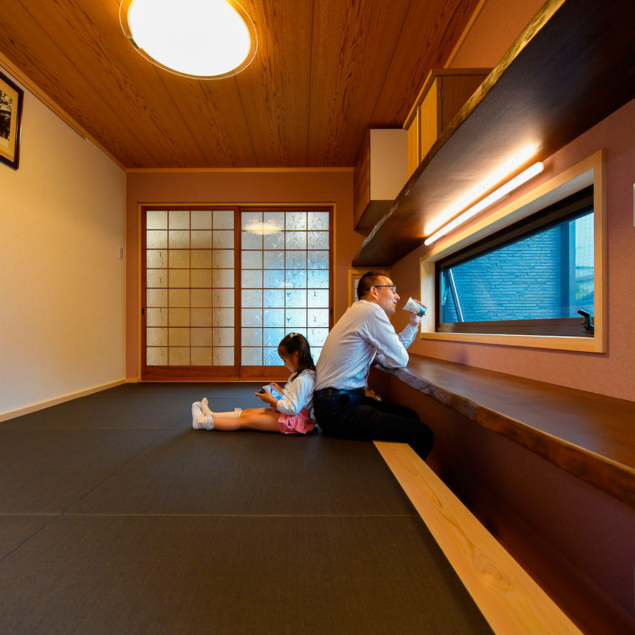 【SUUMO】 【滋賀/平屋/間取り/家事動線/建替え】目が届く遊び場になればと、変化に富むスキップフロアを採用した平屋 - 天然木の家 HODAKA 一級建築士事務所 大津店の建築実例詳細 ...