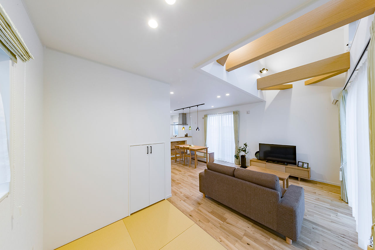 【SUUMO】 【2000万円台/3LDK/30坪台】子育て世代の家。土間＋大収納で子ども2人分の収納スペースを確保した間取り - 岡本住建 岐阜支店の建築実例詳細 | 注文住宅