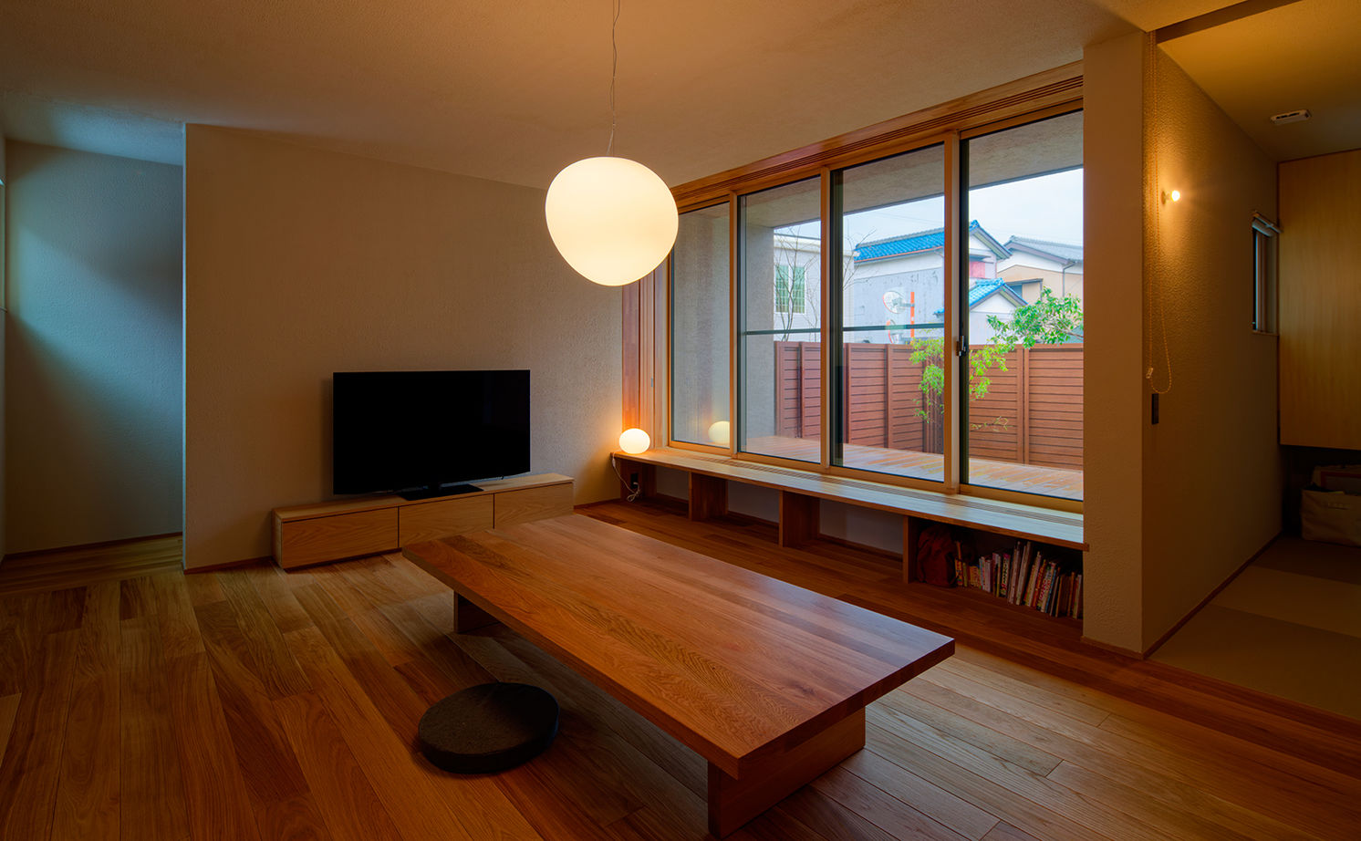 【SUUMO】 【2000万円台/間取り/40坪台/和モダン/自然素材】和を極めた、質感の美しい家。中庭で季節を感じる暮らし - アサヒグローバルホーム 四日市店の建築実例詳細 | 注文住宅