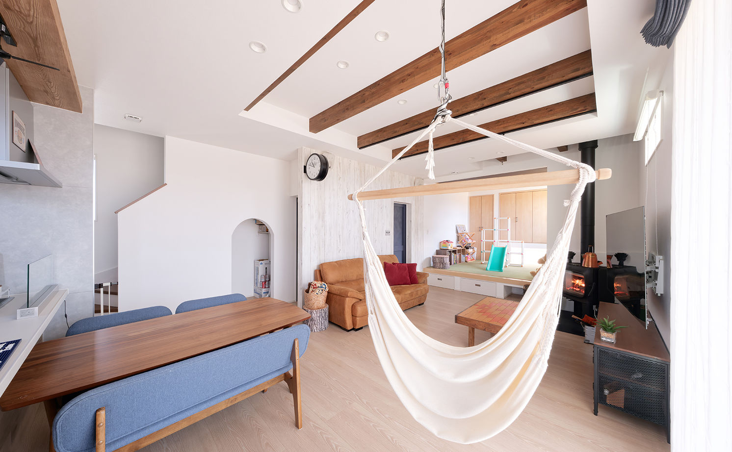 【SUUMO】 【1000万円台/間取り/約39坪】DIY好きパパが叶えた！手間を楽しむ、薪ストーブとハンモックのある暮らし - アサヒグローバルホーム グローバルタウン鈴鹿店の建築実例詳細 ...