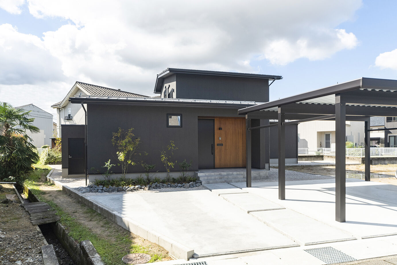 【SUUMO】 【3000万円台前半】富山県/4LDK/41.2坪《間取り図有》―“囲われて開く”。視線を気にせず過ごす家 - セキホーム の建築実例詳細 | 注文住宅