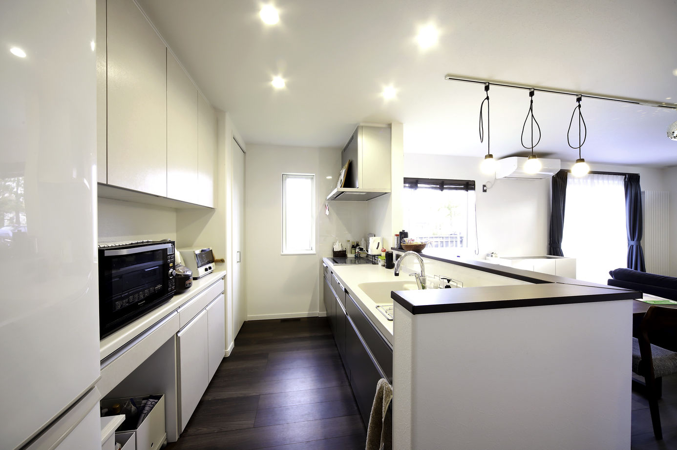 【SUUMO】 【2000万円台/37坪/間取図/4LDK】一人のときも、家族や友人と過ごすときも楽しめる、DJブースがある家 - 豊栄建設 の建築実例詳細 | 注文住宅