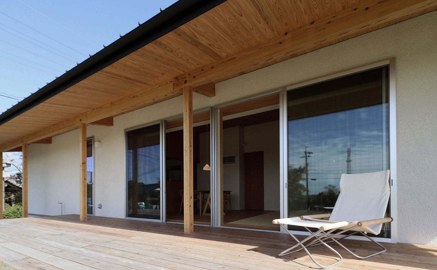 【SUUMO】 【3000万円台｜平屋｜32坪】障子からこぼれる光、陰影。侘び寂びを感じる和モダンな「平屋」 - ue_bo design の建築実例詳細 | 注文住宅