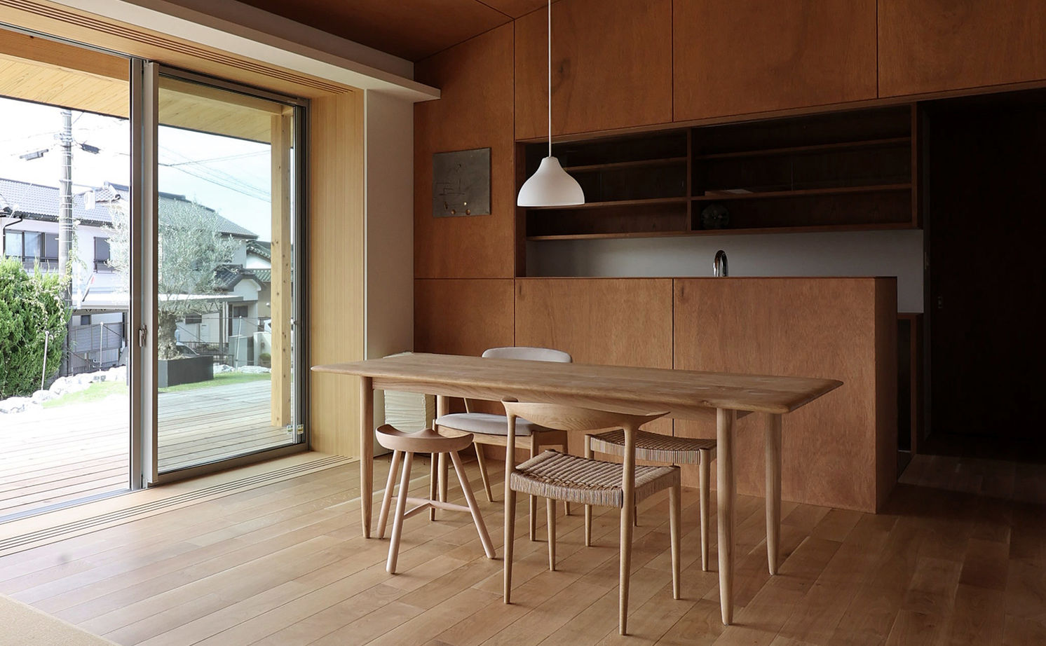 【SUUMO】 【3000万円台｜平屋｜32坪】障子からこぼれる光、陰影。侘び寂びを感じる和モダンな「平屋」 - ue_bo design の建築実例詳細 | 注文住宅