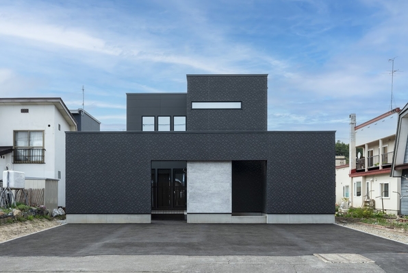 【SUUMO】 【2階建4LDK/3000～3500万円台/間取り図/35.57坪】30代で建てた家 Rの柔らかさと木目が彩るこだわりの空間 - アーキテックプランニング の建築実例詳細 | 注文住宅